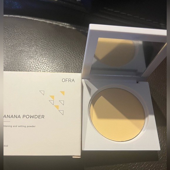 OFRA | Makeup | Ofra Banana Powder Compact New Includes Mirror | Poshmark